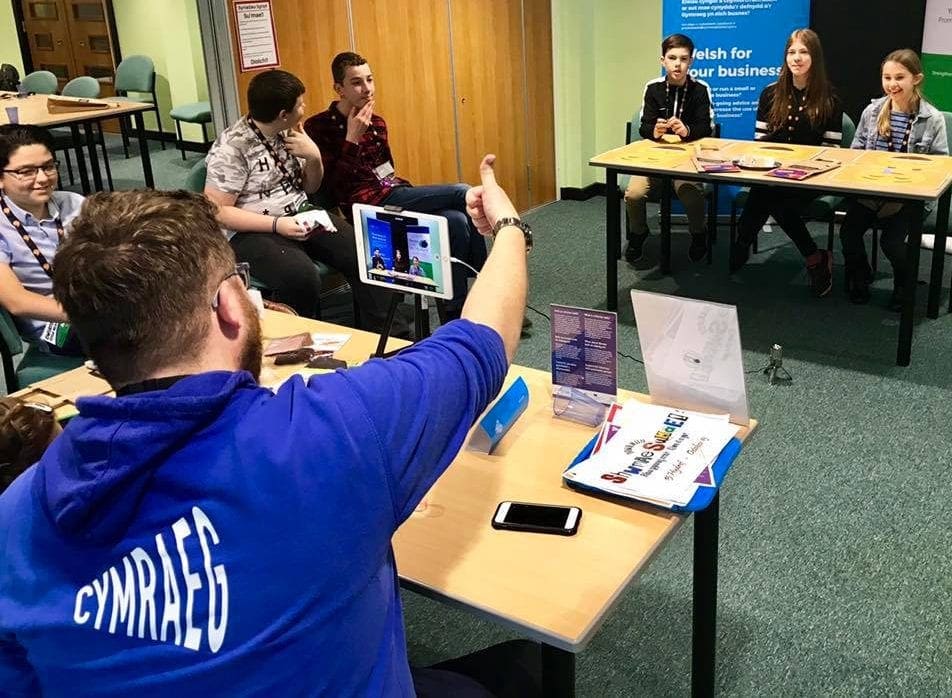 Ein Gwaith | Menter Iaith Sir Ddinbych